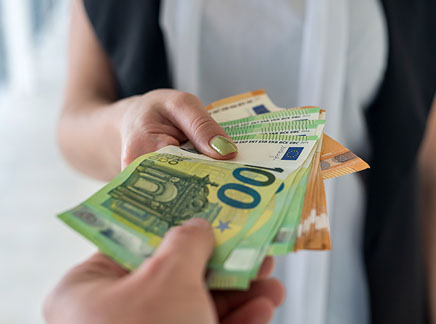 Top Airport Travel Tips | Security Search & Check-In Information ...